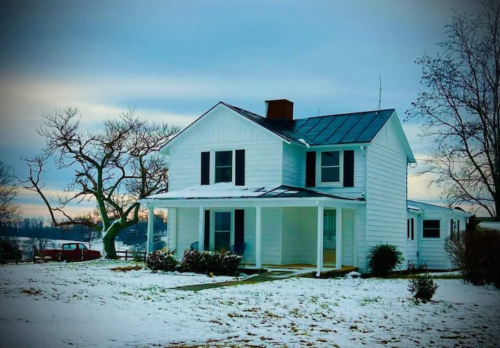 Happy Homeplace 2 - Bedford, VA