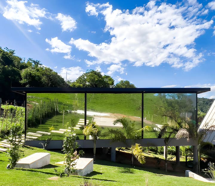 Chalé C/ Banheira, Arcondicionado, Lareira Externa - Santo Antônio do Pinhal