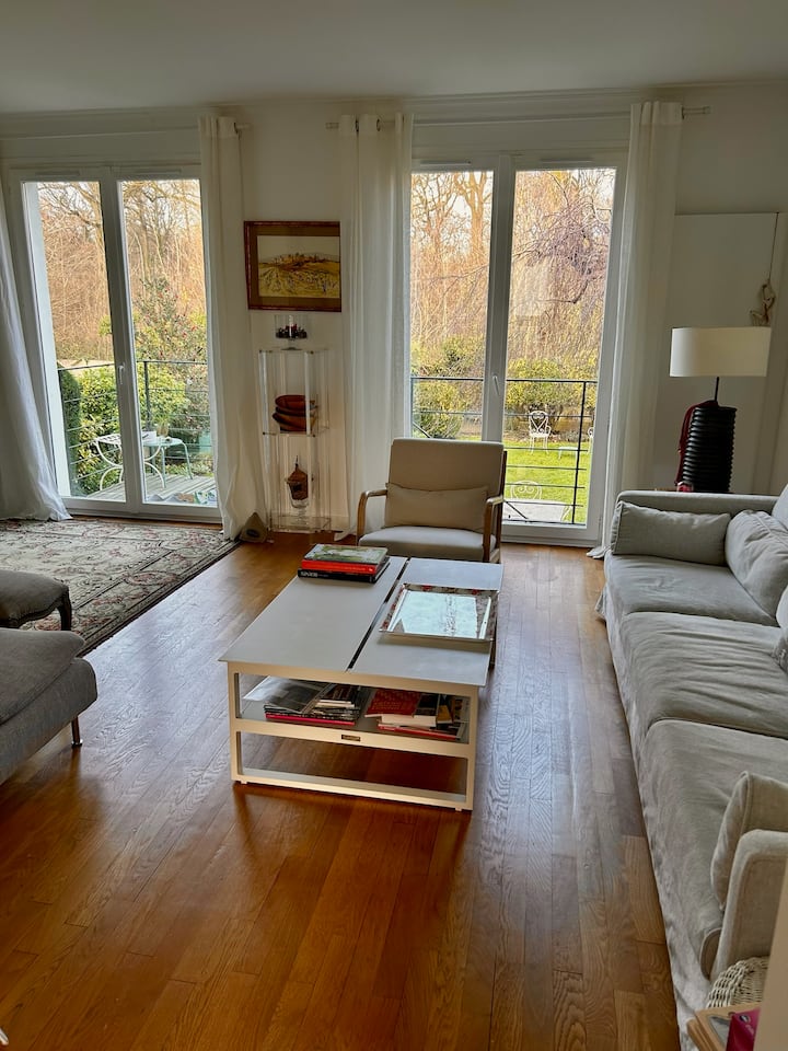 Une Maison De Charme En Bord De Forêt. - Jouy-en-Josas