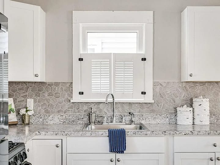 Restful Vacation Home - South Bend, IN