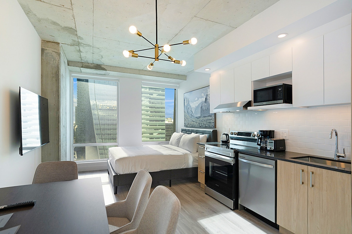 Sky-high Lux 2111: erstklassige Lage/Fitnessraum/Poolzugang - Wohnungen ...