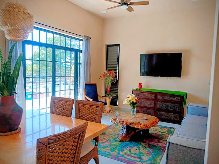 Departamento Colorido Con Terraza Y Rooftop - Ajijic