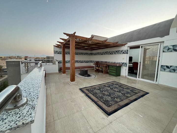 ‏Stylish Rooftop With Sea View In ‏El Helal - Hurghada