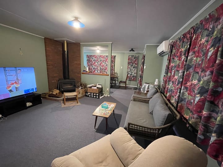 Two-bedroom Home In The Heart Of Te Anau - テ・アナウ