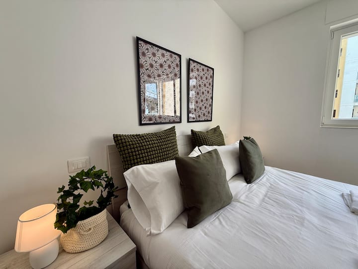 Suite Dei Principi 2, Airport And Free Parking. - Bari