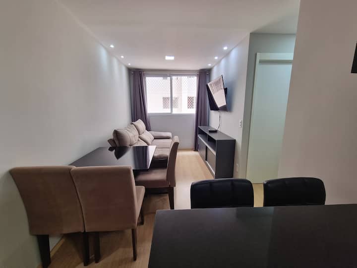 Apto No Brás • Próx. Metrô, Comércios E Centro Sp - Ipiranga