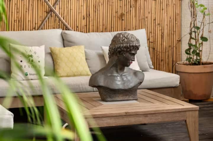 Comfy & Stylish King Bed Top Pod By The Beach - Tel Aviv