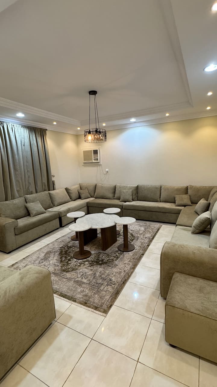 استراحة البيان لقضاء اجمل الاوقات ، تنورونا - Jedda