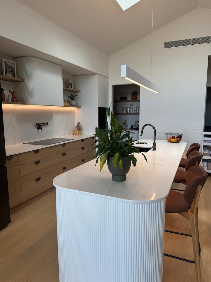 Peaceful On Pounamu - Wanaka