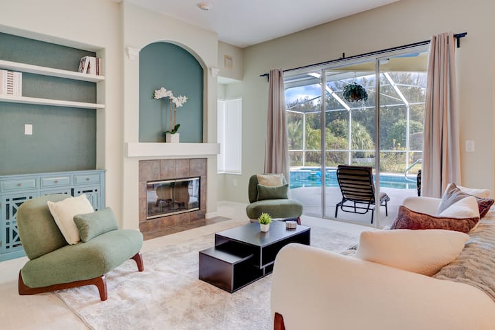 Modern Lutz Retreat With Pool And Spa - Land O' Lakes, FL