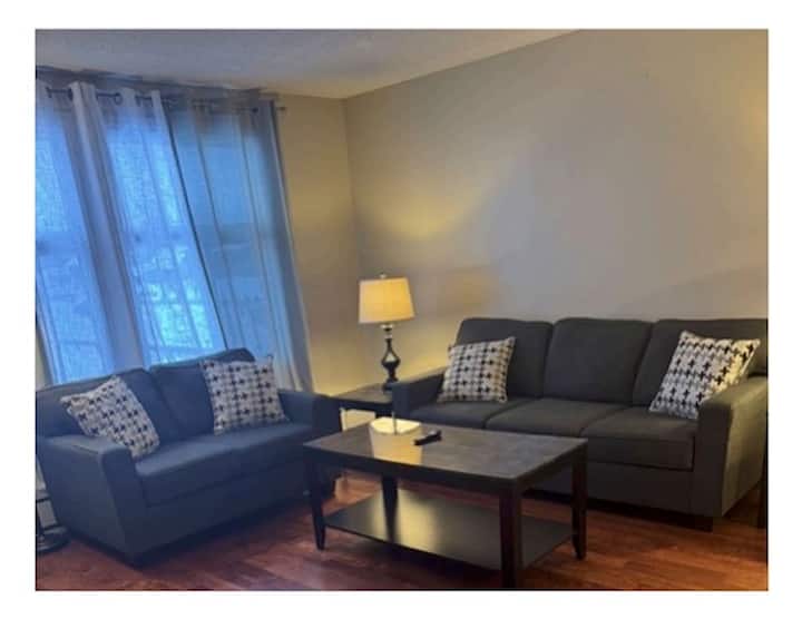 Thompson Fully Furnished Private 2 Bedrooms Ac - Thompson