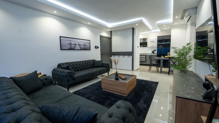 Girne Merkez 2 +1 Lüks Daire - Kyrenia