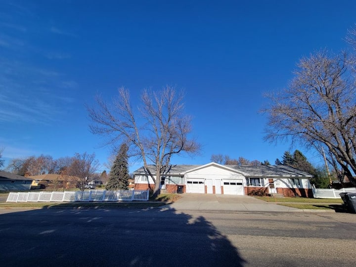 Bismarck Bungalow - Bismarck, ND