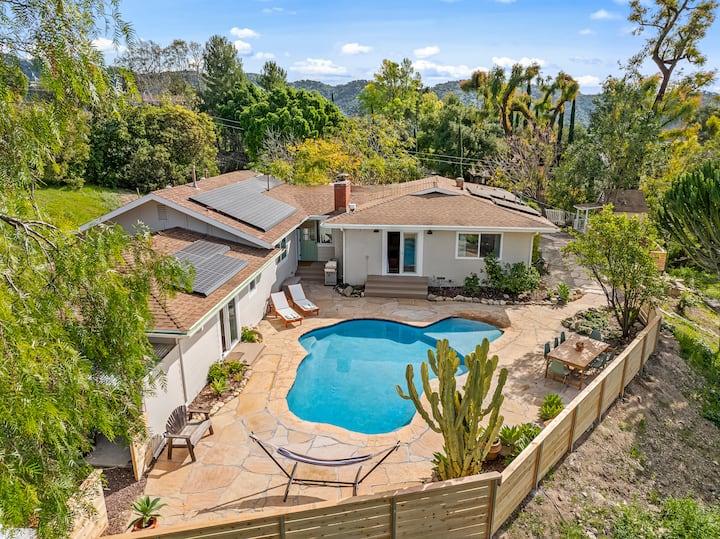 5-bedroom Ojai Getaway With Pool And Scenic Views - Ojai, CA