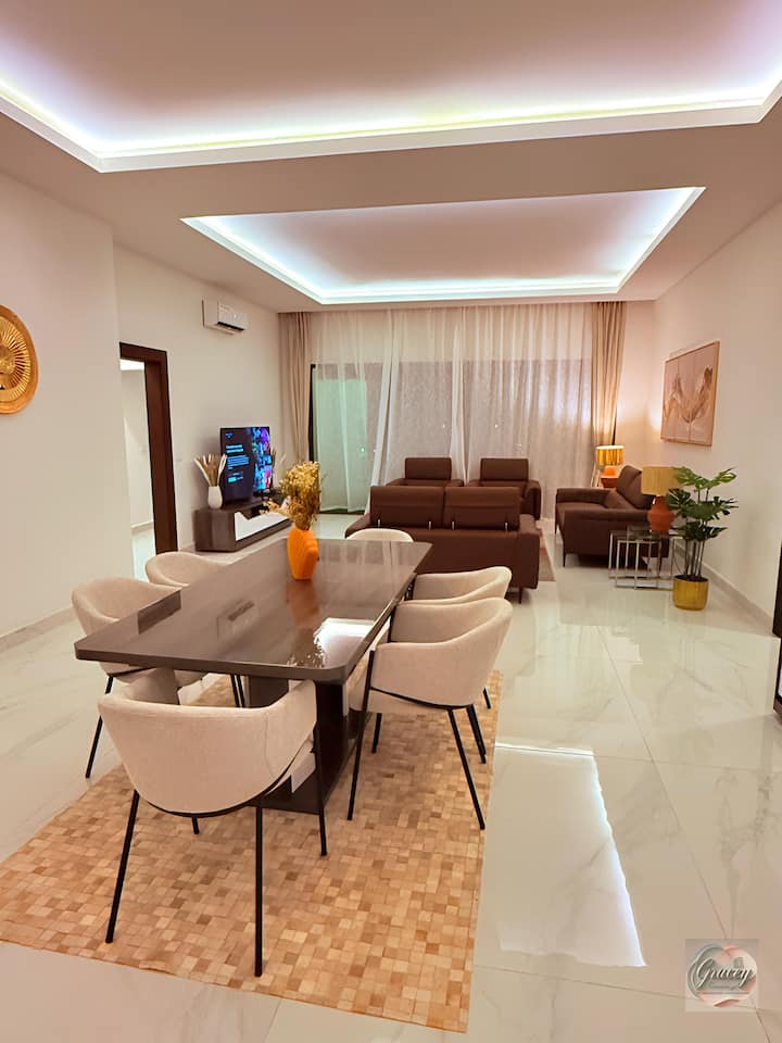 Classy Stylish And Spacious 2 Bedroom With Pool - Kinshasa