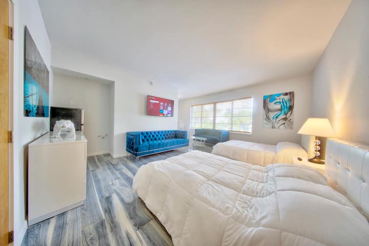 Modern South Beach Hotel Room - Miami Beach, FL