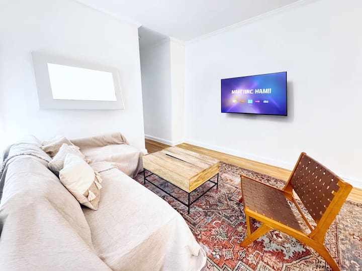 Residence Heritage Lux Two Bedroom Apartment - Queens, NY