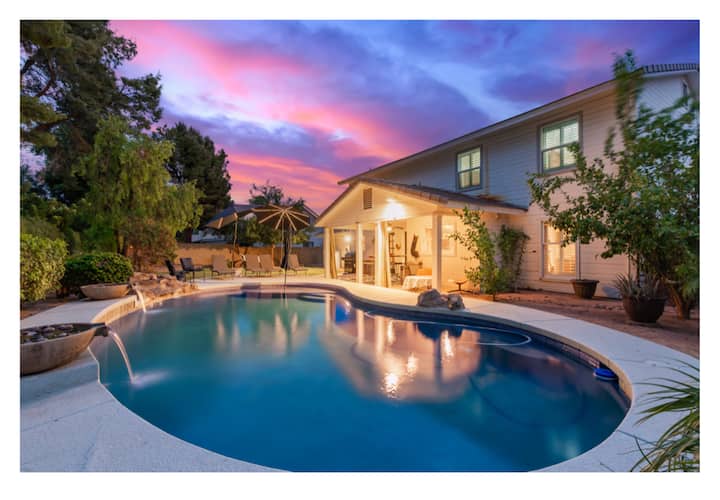 Tranquil Mesa Retreat – Your Poolside Paradise! - Mesa, AZ