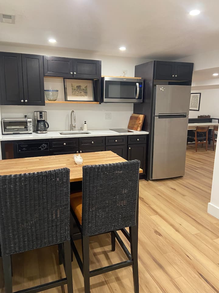 Cozy Basement Hideaway Near Macintosh Lake - Longmont, CO