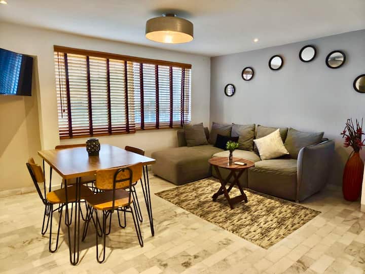 Fantastic Location, Very Spacious! - Cancún