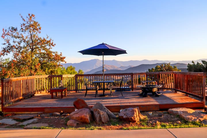 "Family-friendly Ranch With Big Outdoor Space" - Palmdale, CA