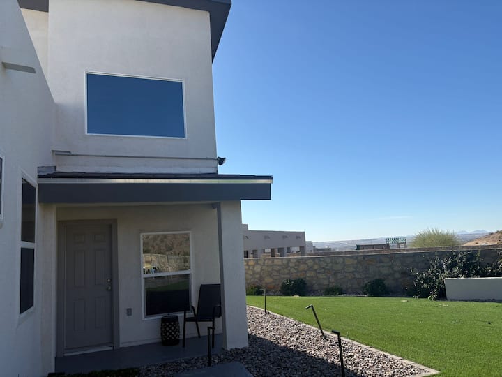 Private & Modern Guest House In Cimarron Canyon - El Paso, TX