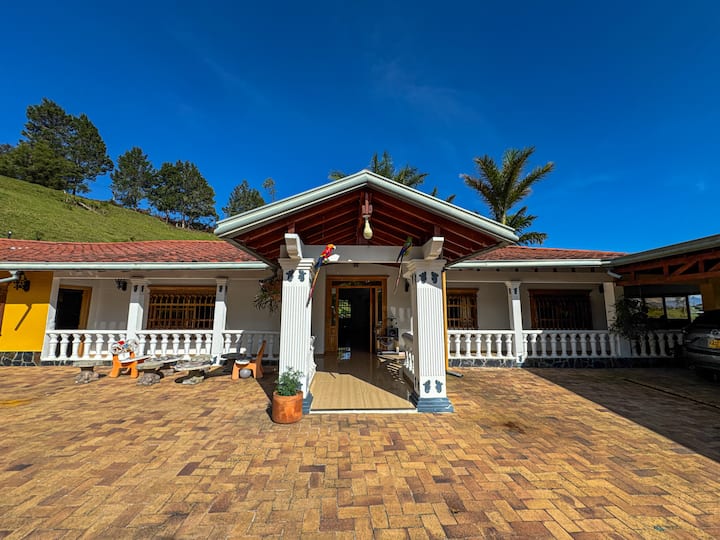 Hermosa Casa Finca Rionegro 5 Habitaciones - Rionegro