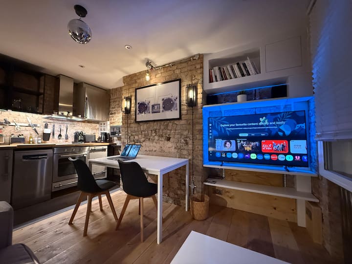 Soho Wood Suite, 1 Bedroom With Aircon - Central London