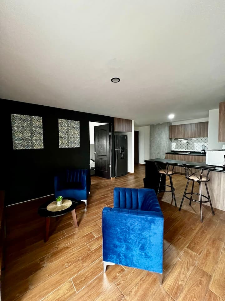 Depa 8 En El Barrio Antiguo- 5 Pers - Monterrey