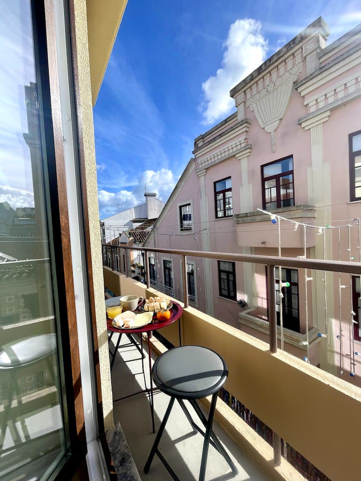 Apartment W/ Balcony – Beira-mar, Historic Center - Aveiro