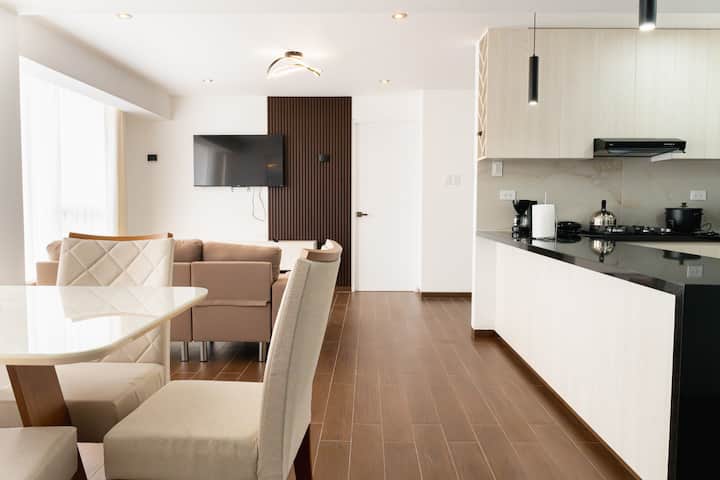 Depa De Estreno 100% Equipado | Ascensor + Cochera - Peru