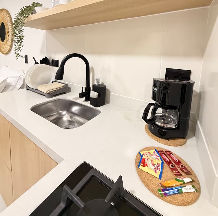 Loft Privado*wi-fi*a/c, Estadio, Laureles - Medellin, Antioquia, Colombia