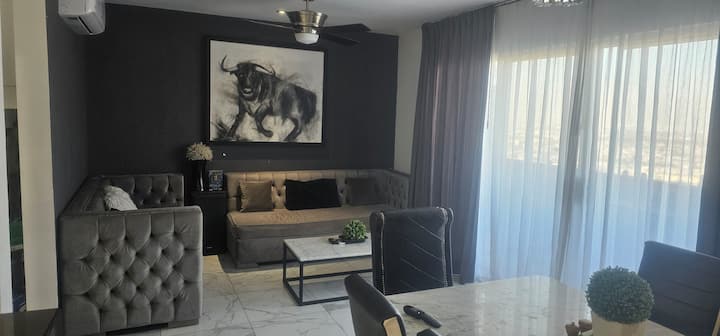 Renta De Habitación En Casa Familiar Amueblada. - Guadalupe, Mexico