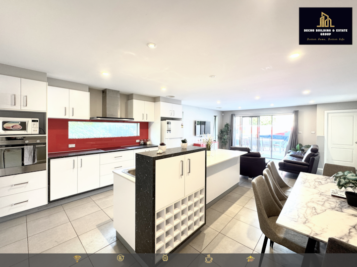 Aa05-mayfair*-x - Belconnen