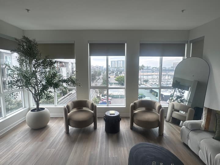 Marina 2 Bedroom Waterfront - Santa Monica