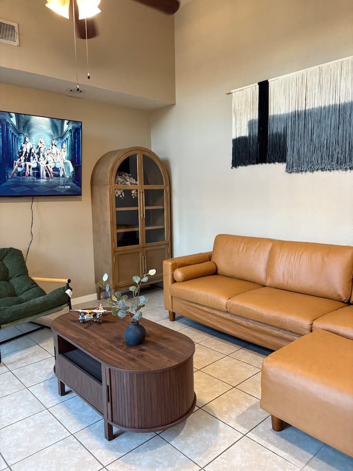 Serene Under The Trees Pet Friendly Haven - San Angelo, TX