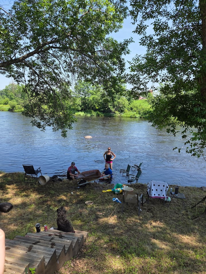 Dam Cabin On Dam Road - Winter, WI