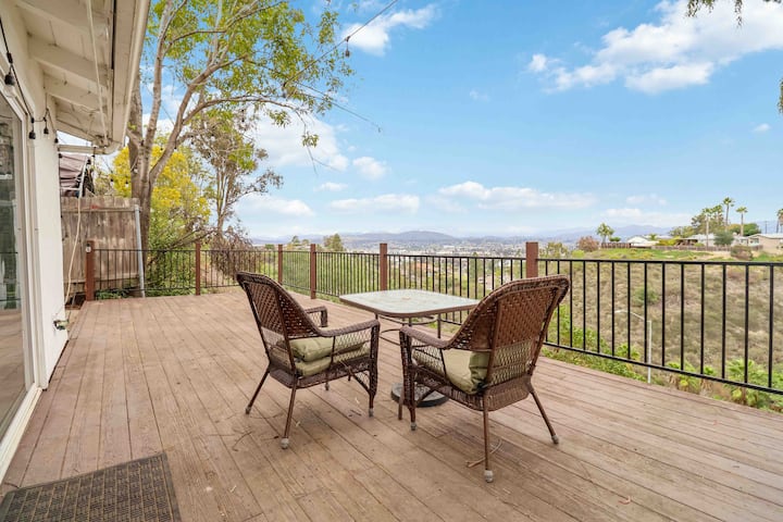 Modern Room With Expansive Views! - El Cajon, CA