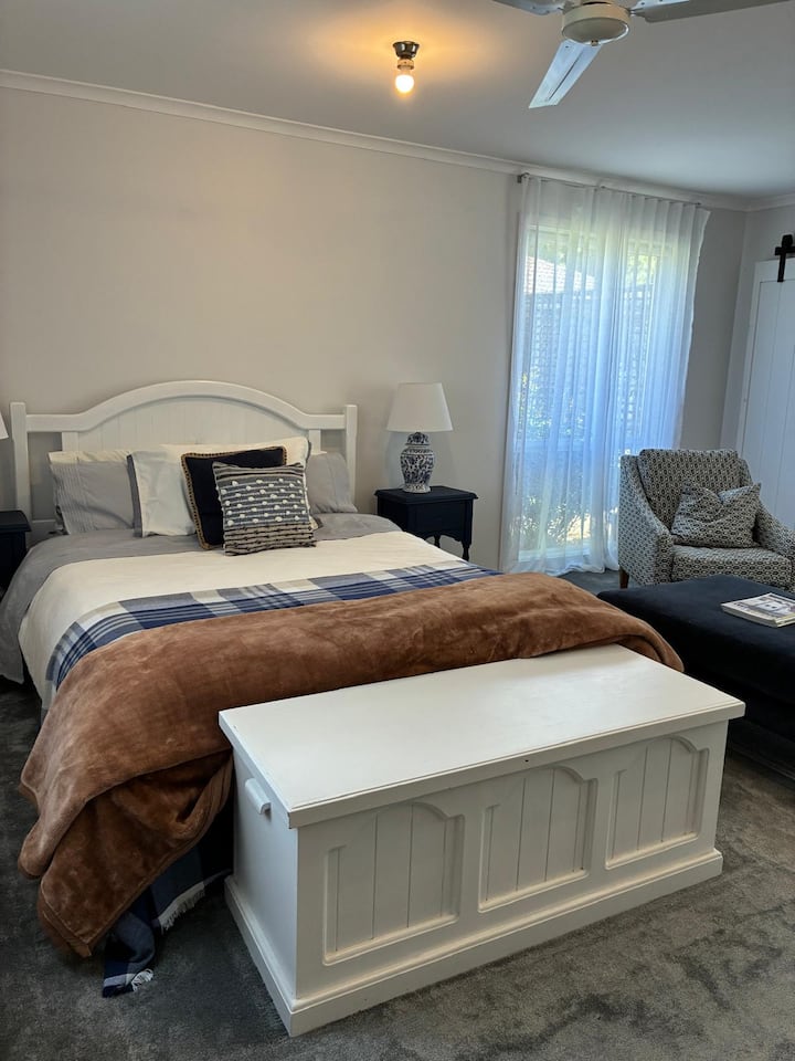 Pine Ridge Self-contained Studio Apartment - Riddells Creek