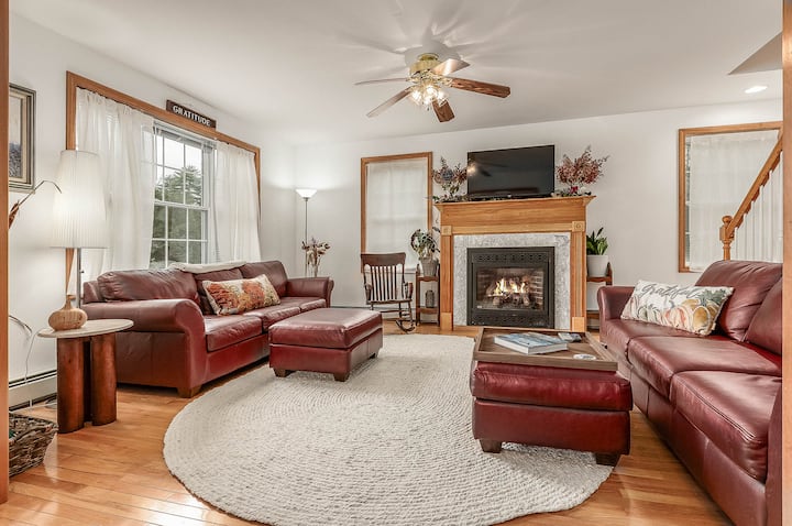 Beautiful Home On Baxter Lake! - Rochester, NH