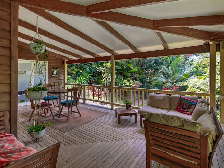 Walk To Town | Huge Verandah | Wake Up To Birdsong - Kuranda