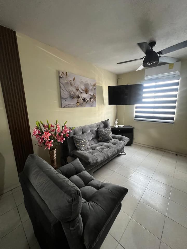 Casa Completa Con Terraza En Apodaca - Jalisco