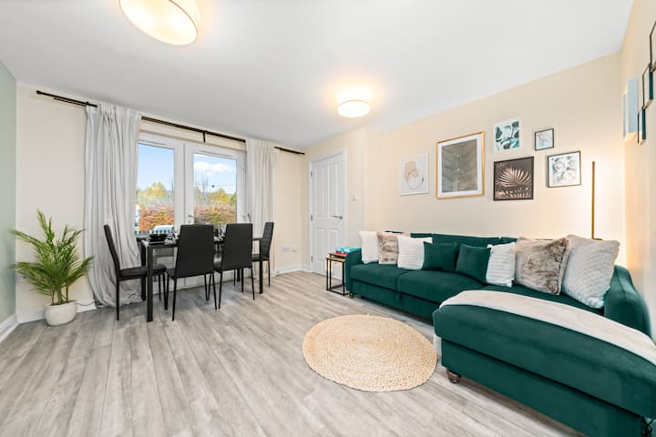 Urban Elegance – Spacious 5-bed Home In Glasgow - Glasgow