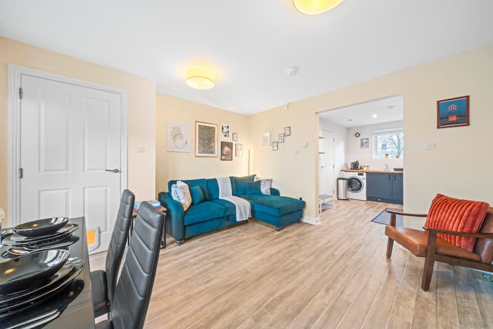 Urban Elegance – Spacious 5-bed Home In Glasgow - Glasgow