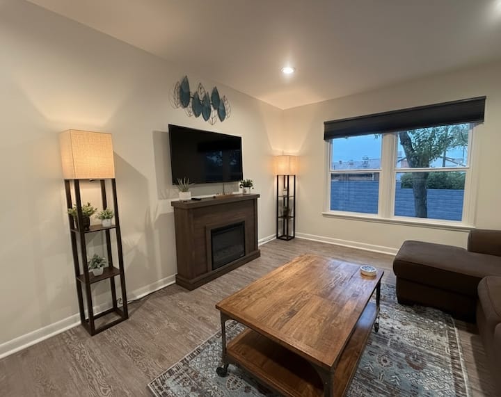 Walkable • Office • Fire Pit • Bedroom Tvs • Pets - Paso Robles, CA