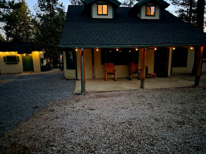Stoneman Cabin
         Peaceful
          Retreat - Williams, AZ