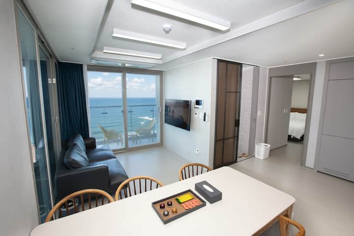 #초고층(27층)객실
#파노라마오션뷰
#침실3#최대10인
#실내자쿠지(하노키탕)#일출맛집 - 江陵