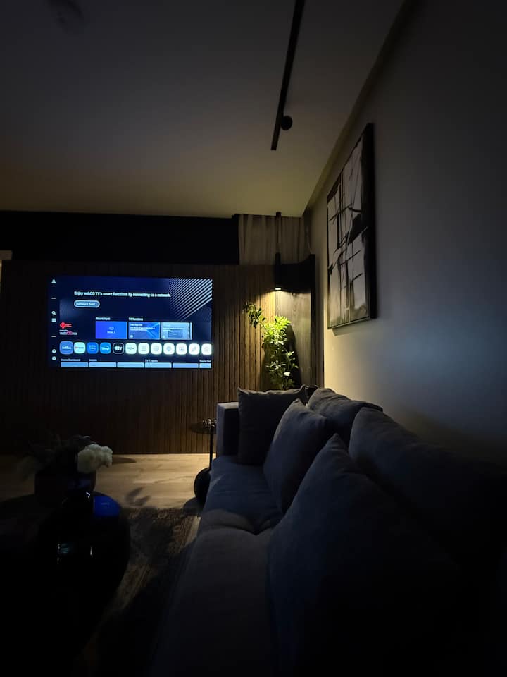 ‎استديو بتصميم انيق ودخول ذاتي بحي الملقا - Saudi Arabia