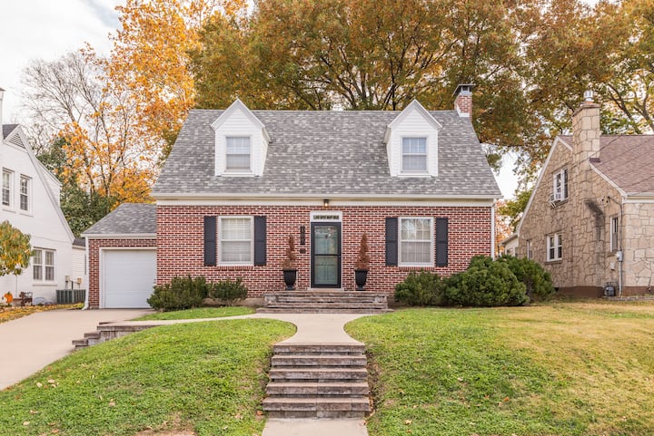 The Den On Douglas - Binder Lake, MO