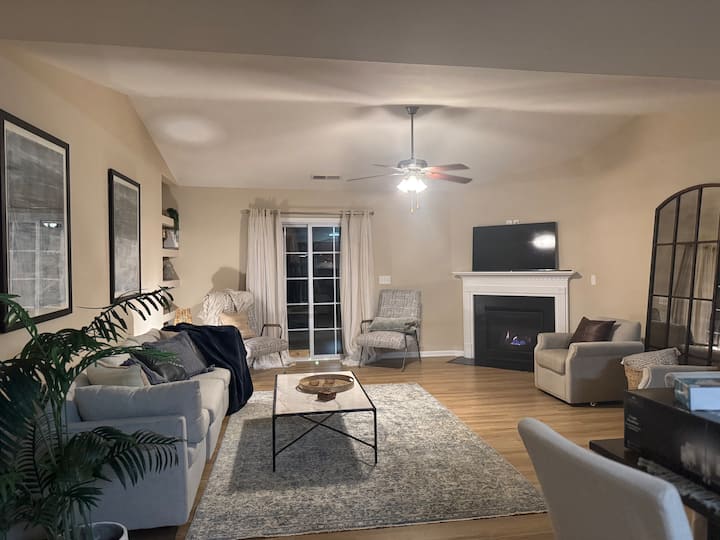 Cozy Connections Ranch - Burlington, NC